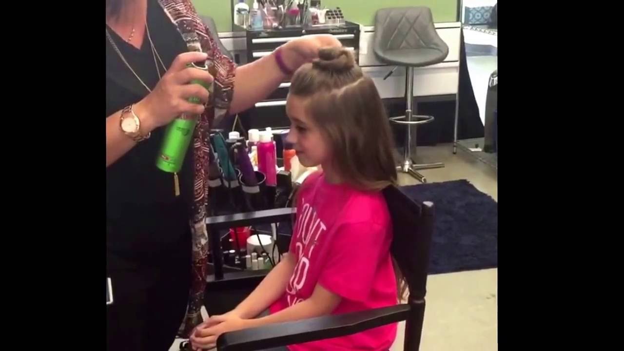 Modeling for ZULILY - YouTube