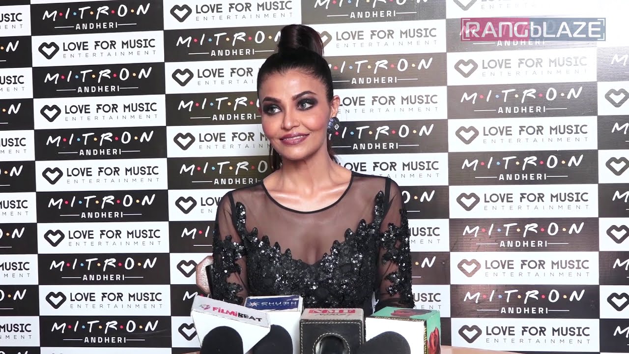 Asma Siddiqui Photoshoot | Calender 2021 - YouTube