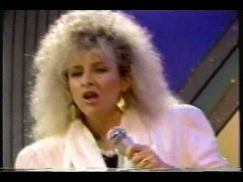 Nuance (Sandra Dorion) Amour sans romance chez Michel Jasmin - YouTube