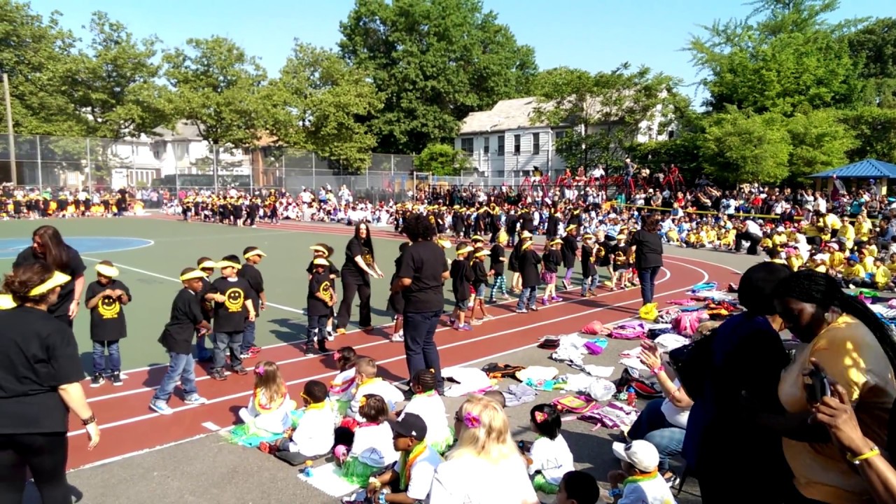 P.S. 193 2014 Kindergarten Spring Performance - YouTube