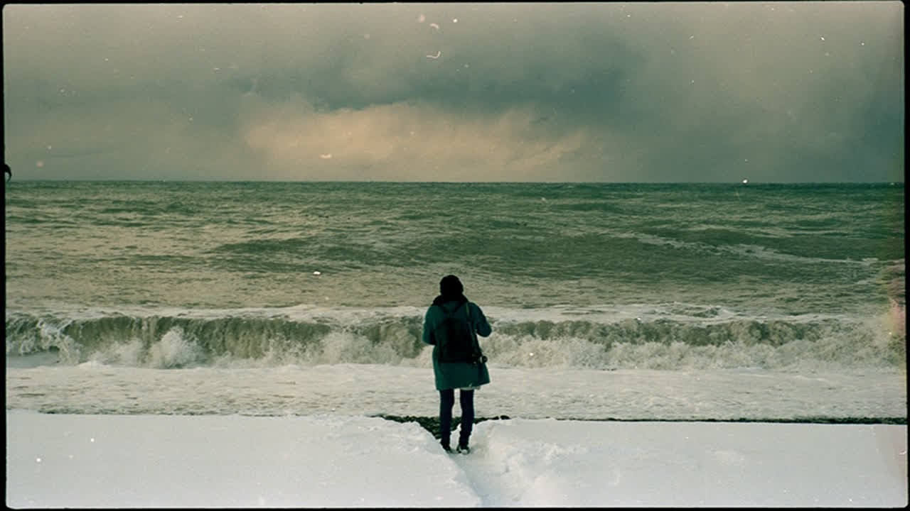 She Was a Phantom of Delight // William Wordsworth - YouTube