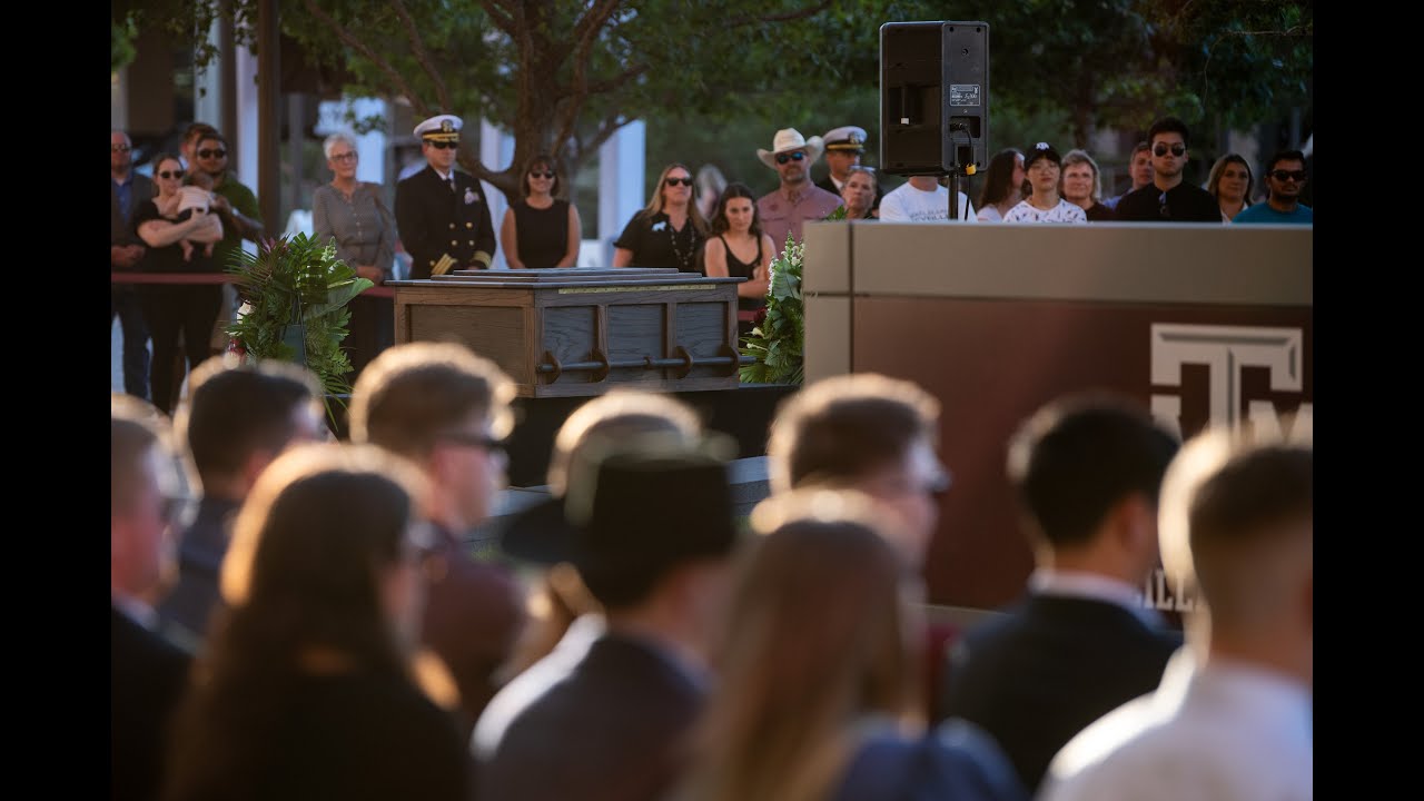 Moments from Reveille IX’s funeral services - YouTube