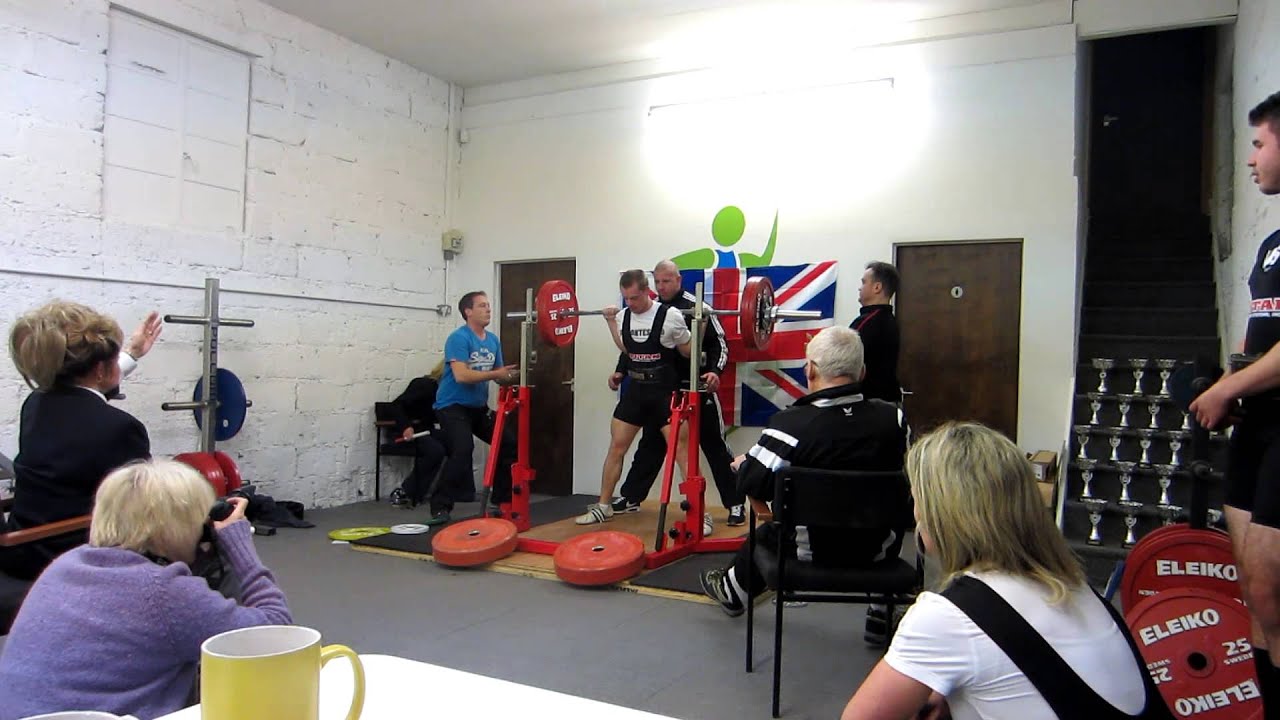 BDFPA 180kg squat at 79kg - YouTube