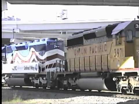Trains at Tower 55 circa 1999 - YouTube