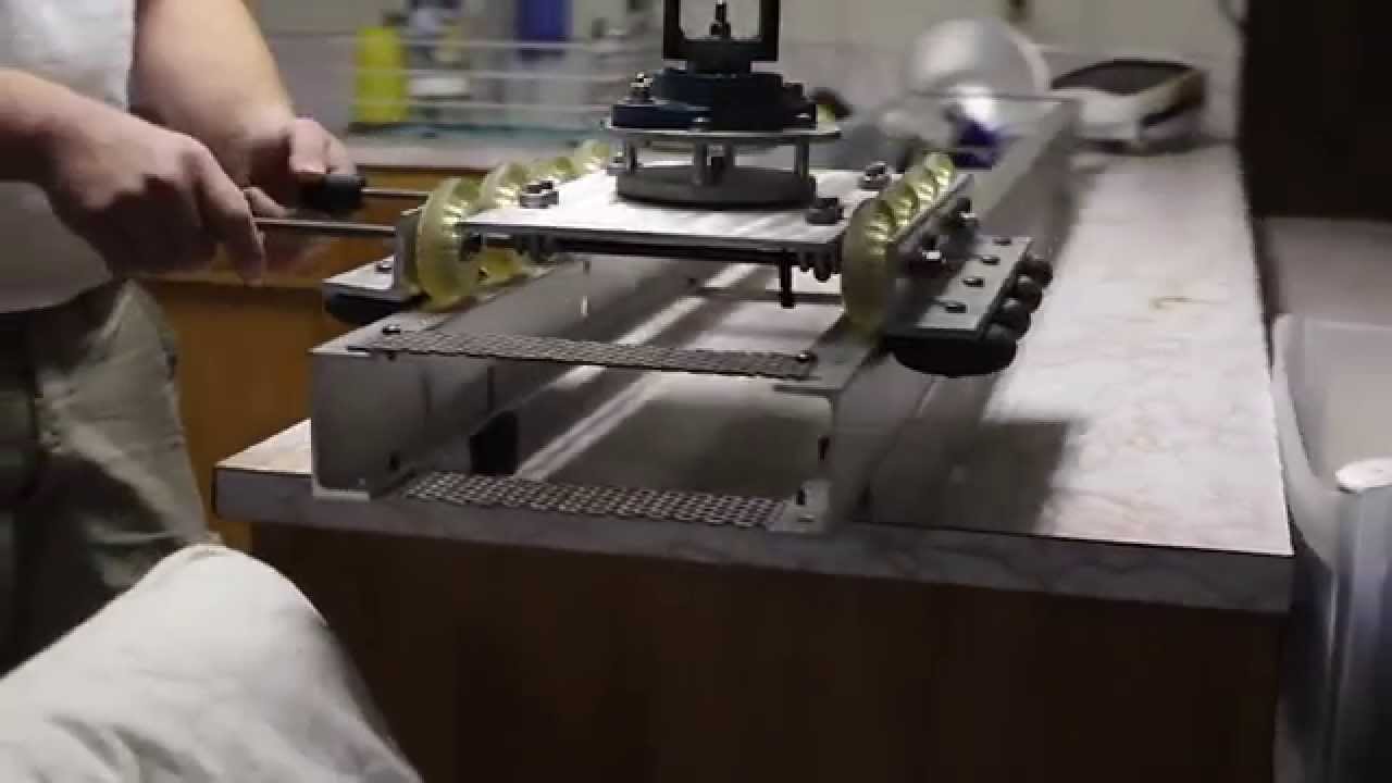 DIY Ball Bearing Jib Arm (w/ Motorized Pan/Tilt) Tutorial - YouTube