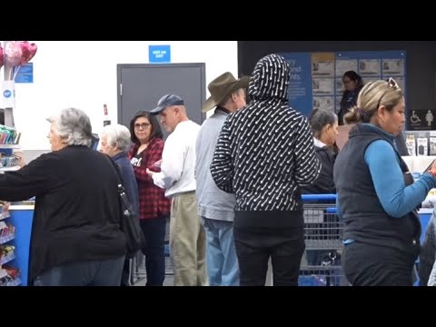 Cutting people in line and paying for their Groceries - YouTube