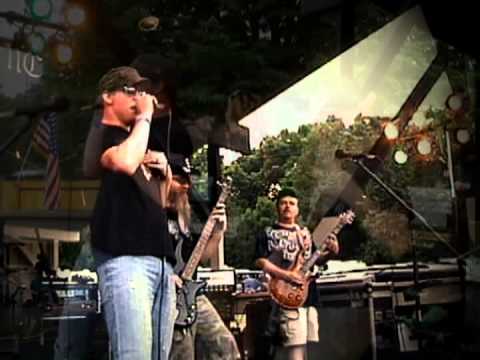 Trigger Happy Performs Live: All Summer Long - YouTube