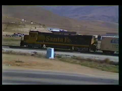 Tehachapi Pass Santa Fe Railroad 1991 From the Hotel - YouTube