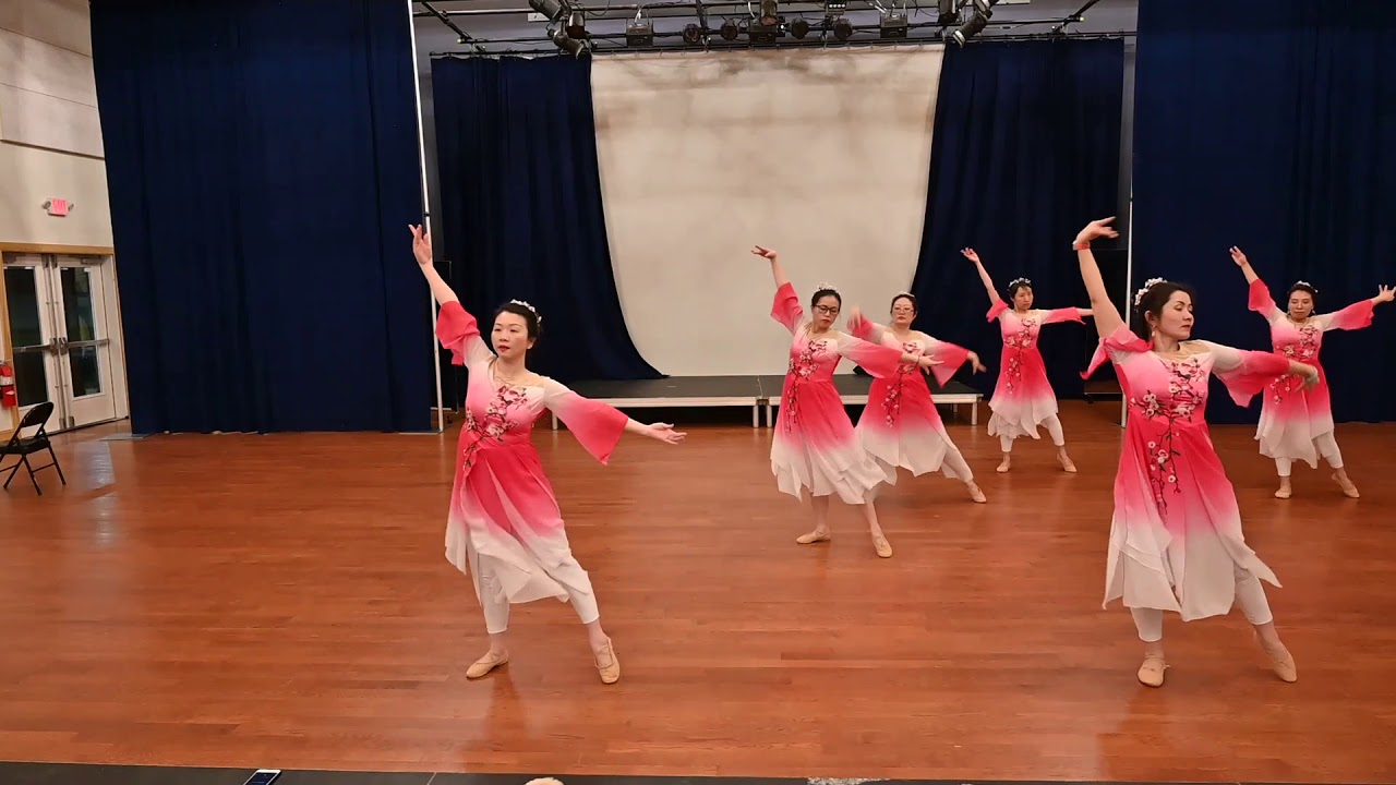dance 4 - YouTube