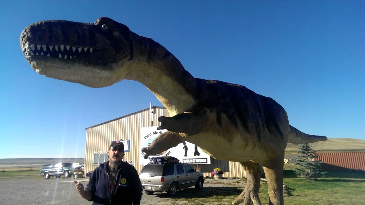 Rusty the Montana Dinosaur | On the Road - YouTube