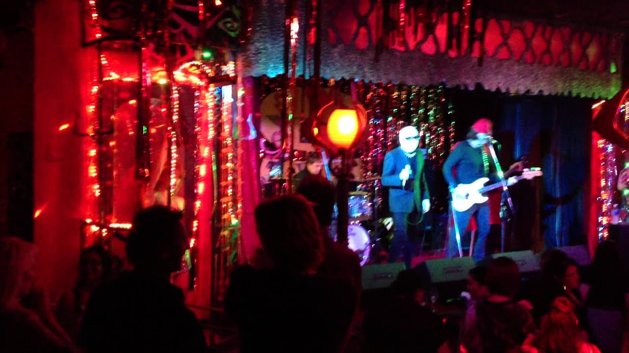 The Little White Lies .. Perth Band .. Devilles Pad 2012 - YouTube