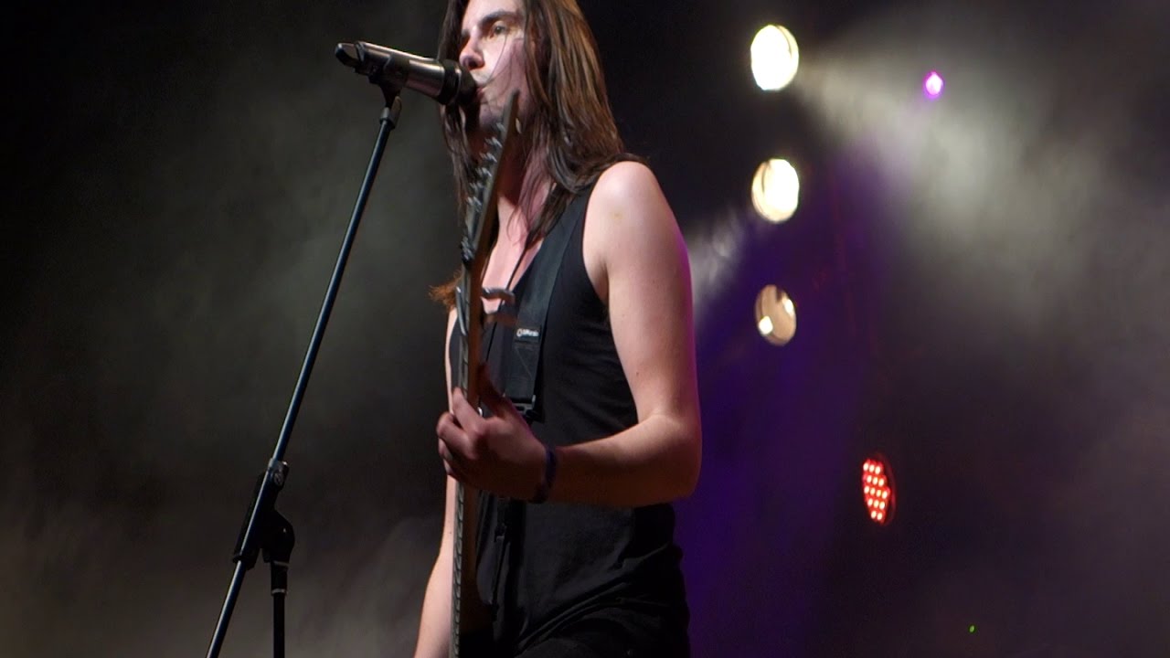 One Desire "This Is Where the Heartbreak Begins" live @ Frontiers Rock ...