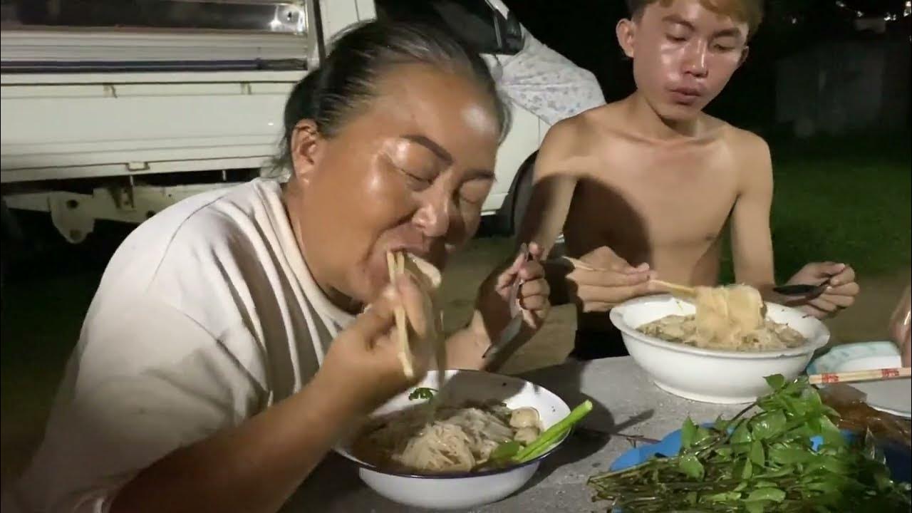 ua fawm xeev khuam noj hmos nawb - YouTube