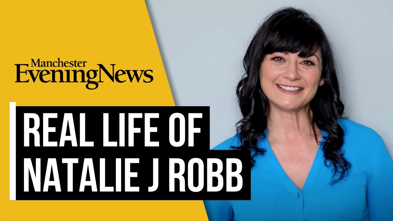 ITV Emmerdale: Moira actress Natalie J Robb's off-screen life - YouTube