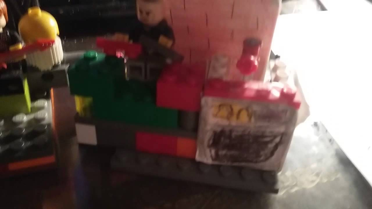 Chuck e cheese 3 stage lego - YouTube