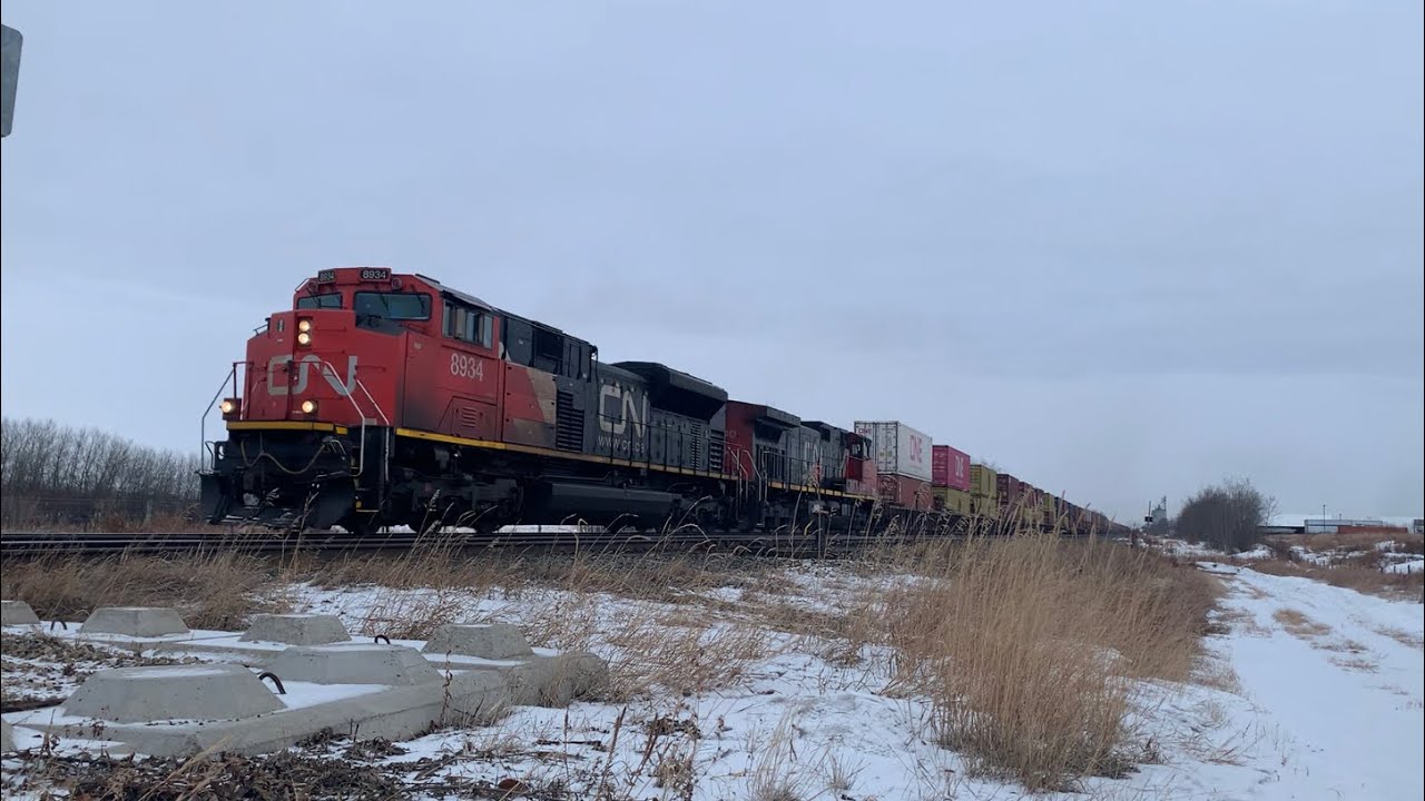Q18341 17 - CN 8934W @ Mile 15.91, CN Edson Subdivision (Acheson, AB ...