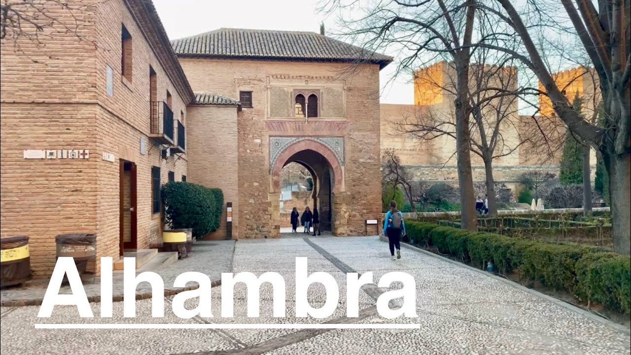 Golden Hour: Alhambra Park in 4K 🌅🇪🇸 - YouTube