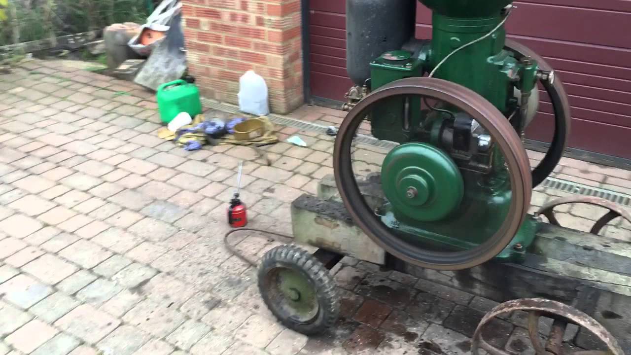 Petter M 5hp appletop Stationary Engine - YouTube