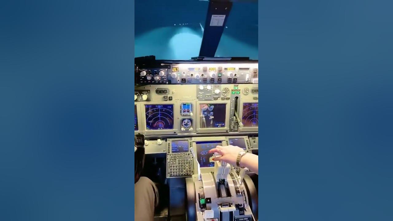 Airplanes Landing Status Video YouTube airplanes-landing-status-video-youtube