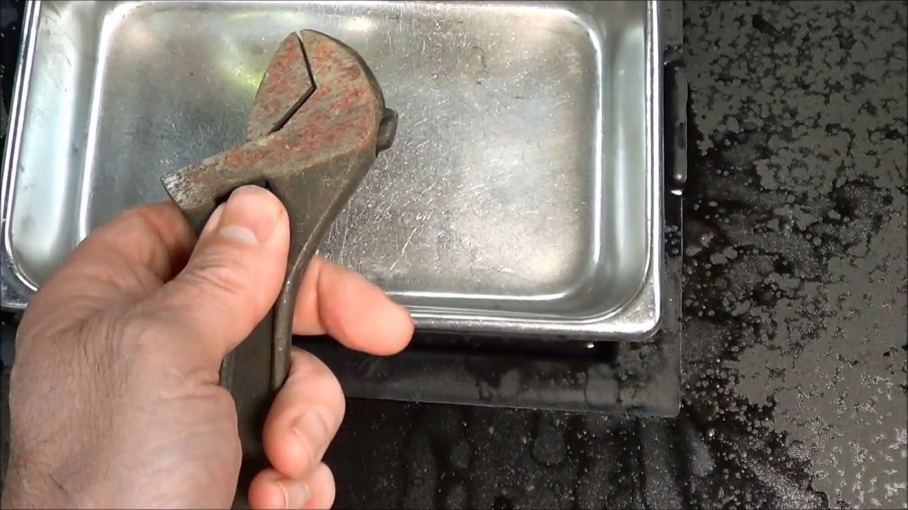 Evapo-Rust® vs. rusty Crescent Wrench - YouTube