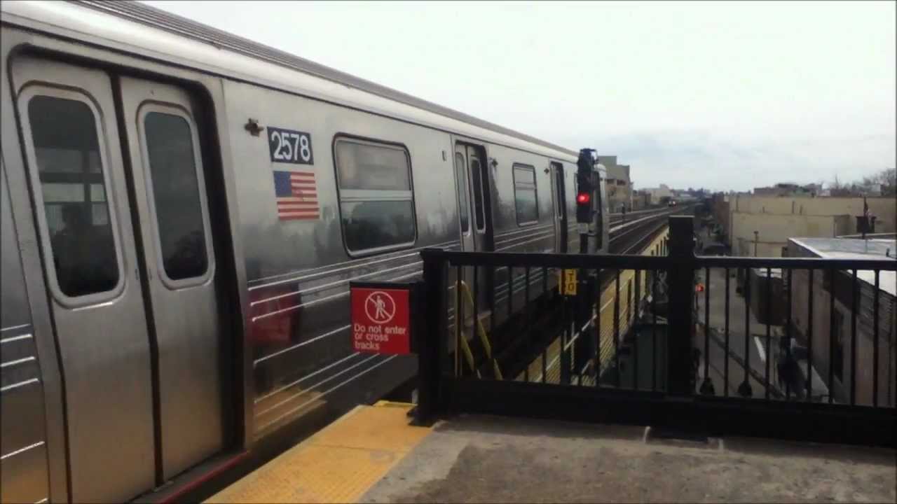 Two D Trains at 50th Street - YouTube