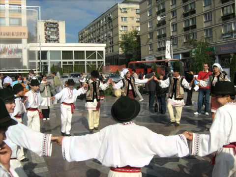 Sarba romaneasca - YouTube