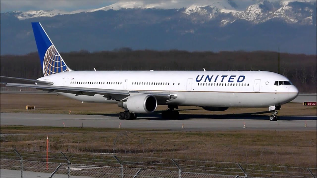 [HD] United Boeing 767-400 landing, taxi & takeoff at Geneva/GVA/LSGG ...