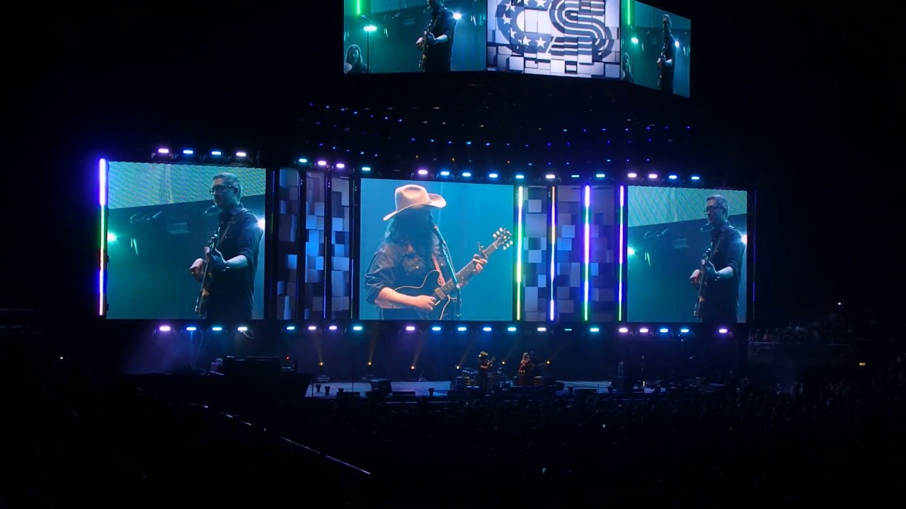 Chris Stapleton Live at C2C 2019 in the O2 London "Traveller" - YouTube