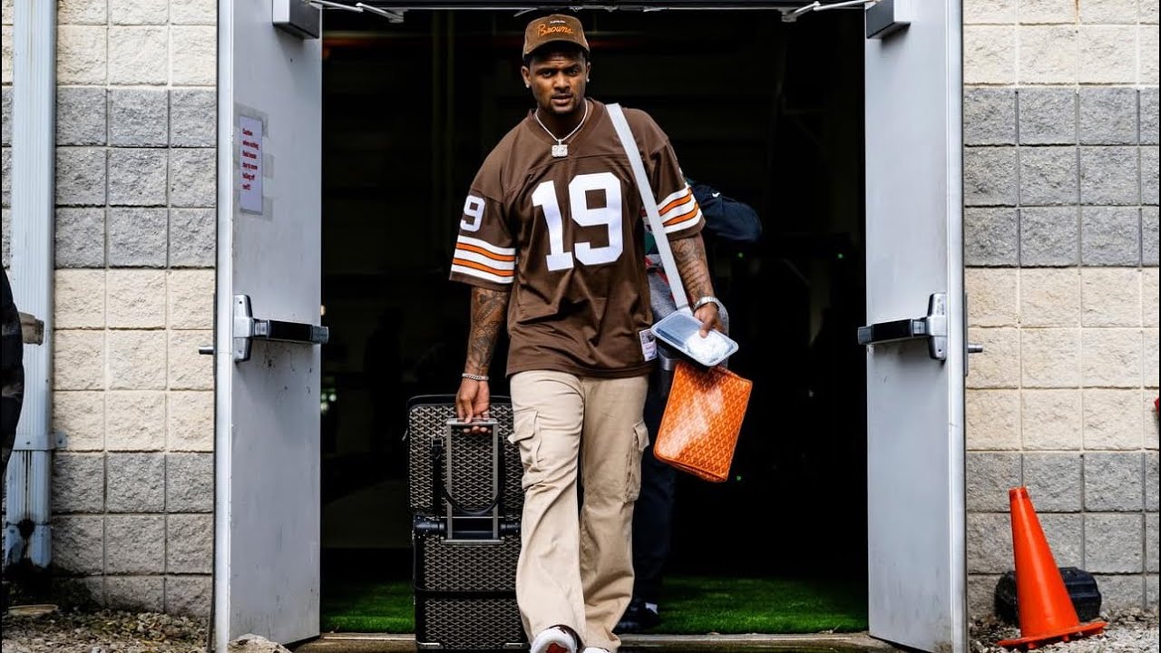 Deshaun Watson every throw and run week 5 vs Washington - YouTube