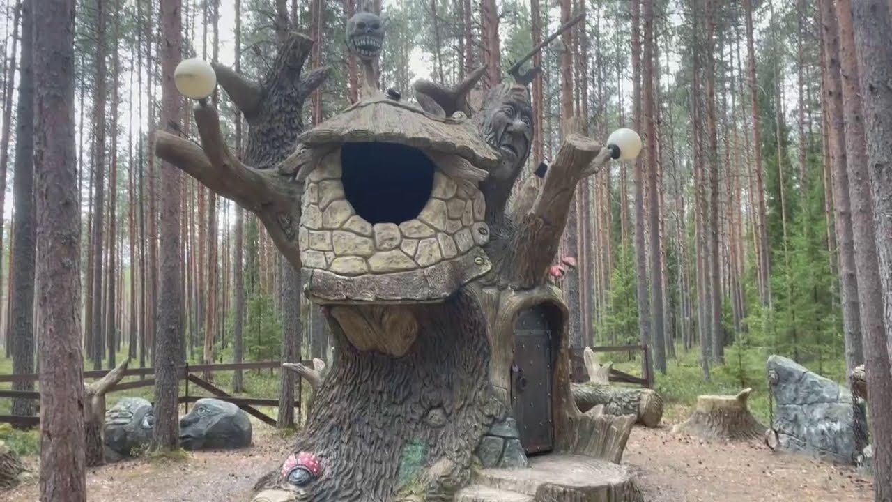 Сказочный домик соловья разбойника. усадьбе деда мороза Великий Устюг ...