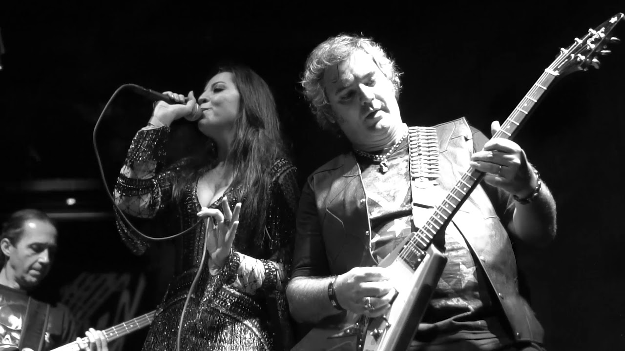 Delta Crucis - Desculpe a Poeira (Official Video Clip) - YouTube