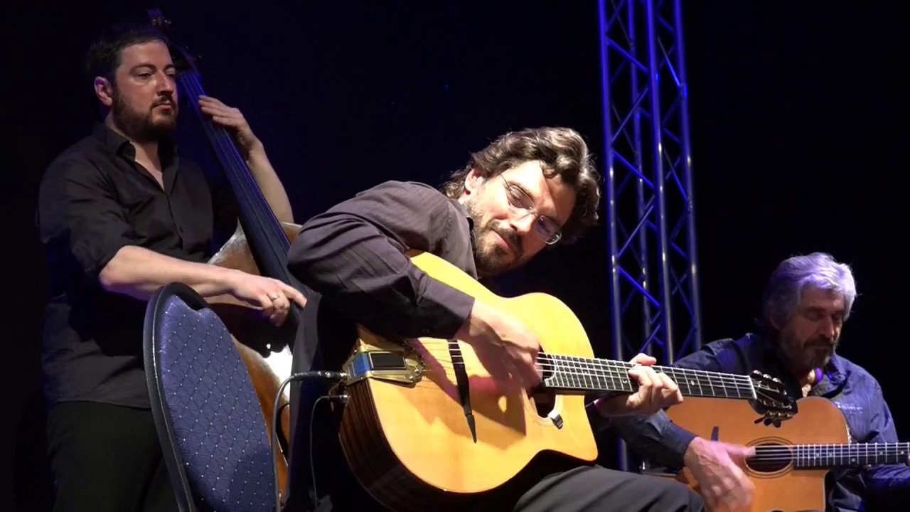 Joscho Stephan Trio plays "Caravan" - YouTube