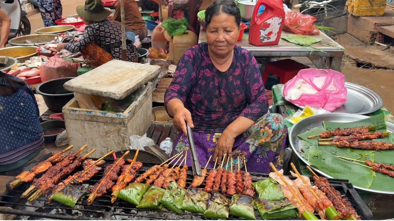 Grandma KNOB / Must Try Traditional Cambodian Food - YouTube