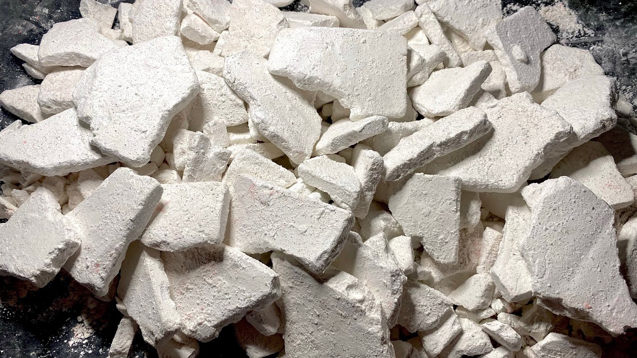 VERY SOFT HOMEMADE CHALK CHUNKS / VERY RELAXING / SATISFYING - YouTube
