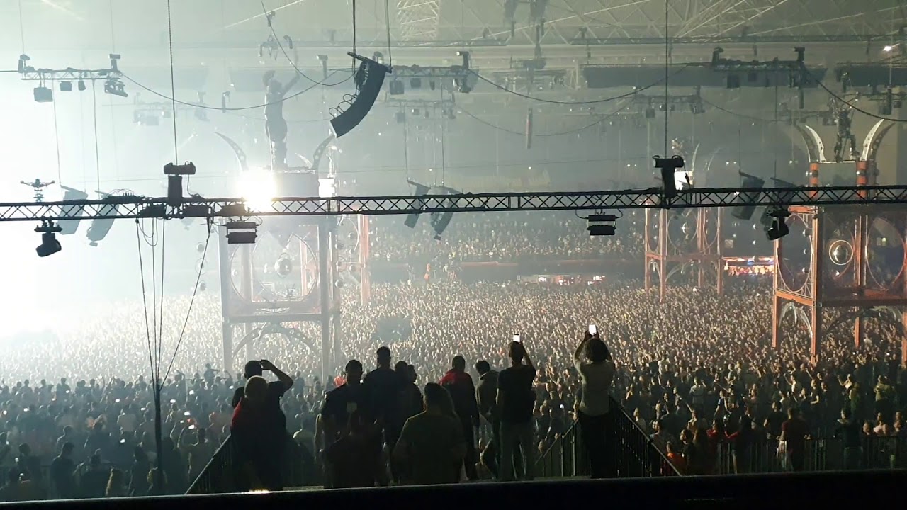 Dj Zany & Mc DV8 - Nothing else matters @ Dediqated 2020-02-08 - YouTube