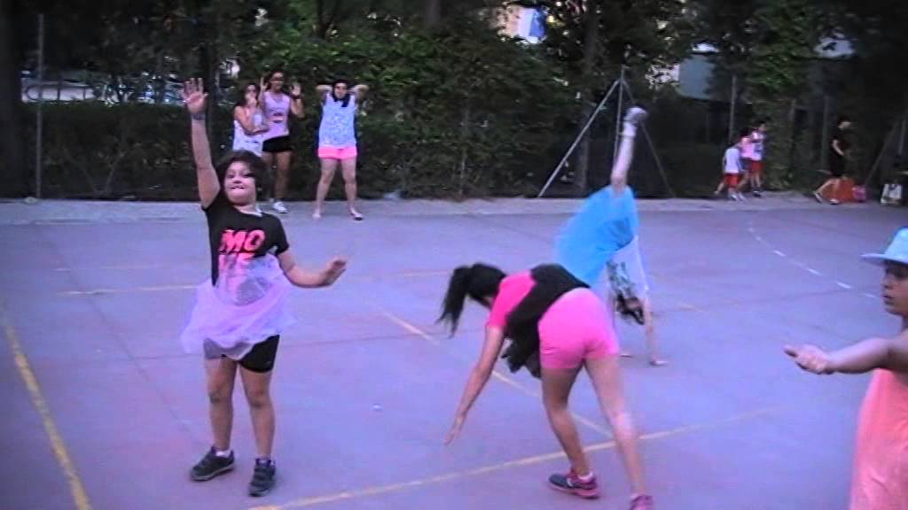 Las Chipettes interpretan "Single Ladies" de Alvin y las Ardillas - YouTube