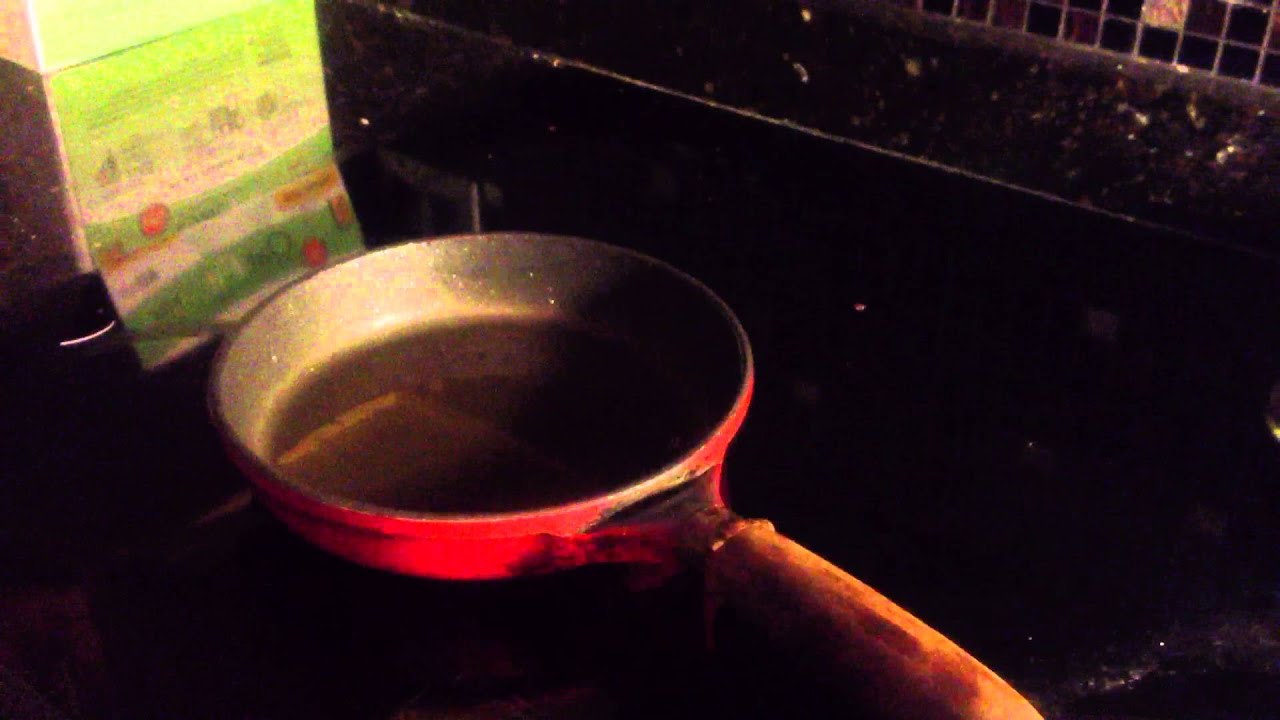 Spinning pan on stove animated timelapse - YouTube