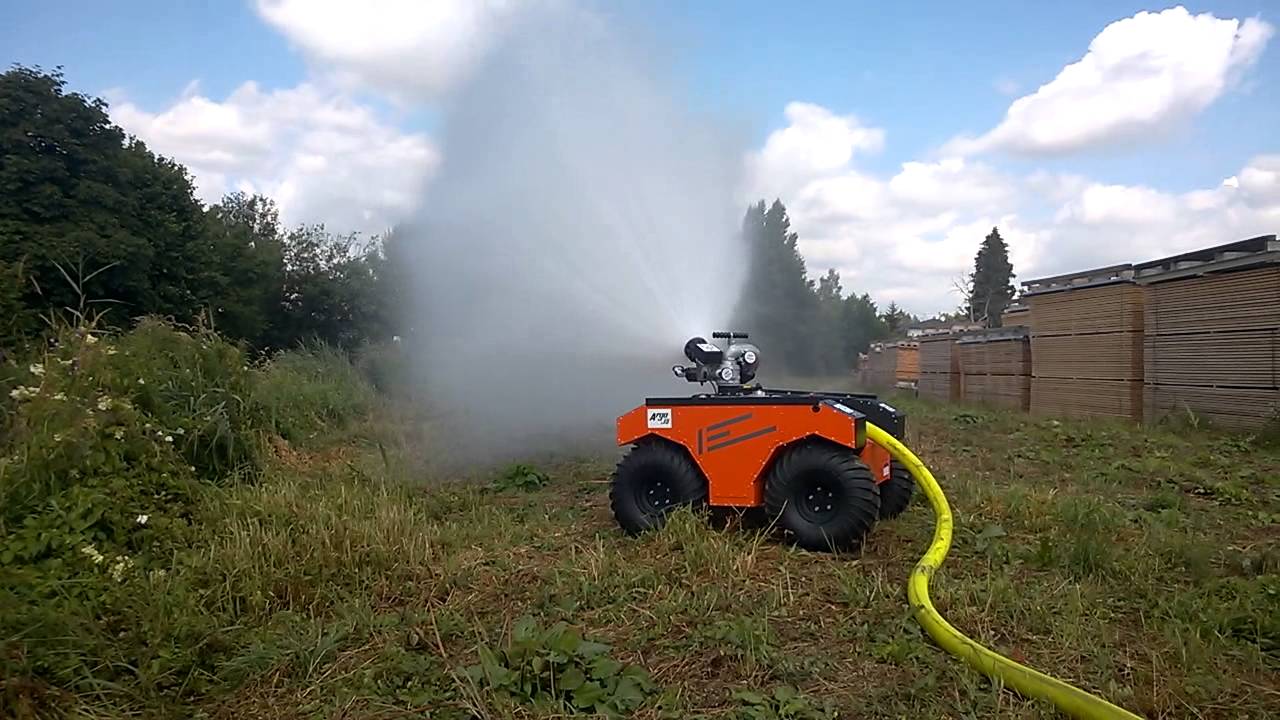 ROBOTIC FIRE FIGHTING - YouTube