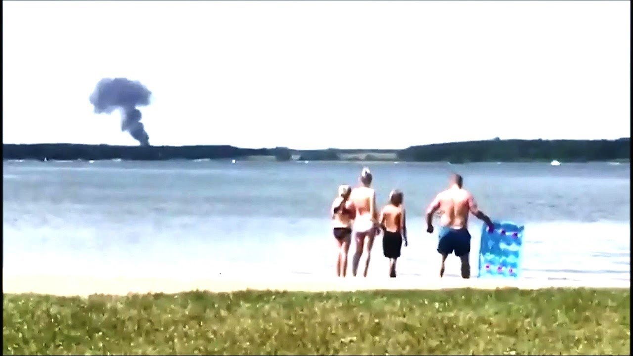 Real News, Two Eurofighter Typhoon jets crash in Germany - YouTube