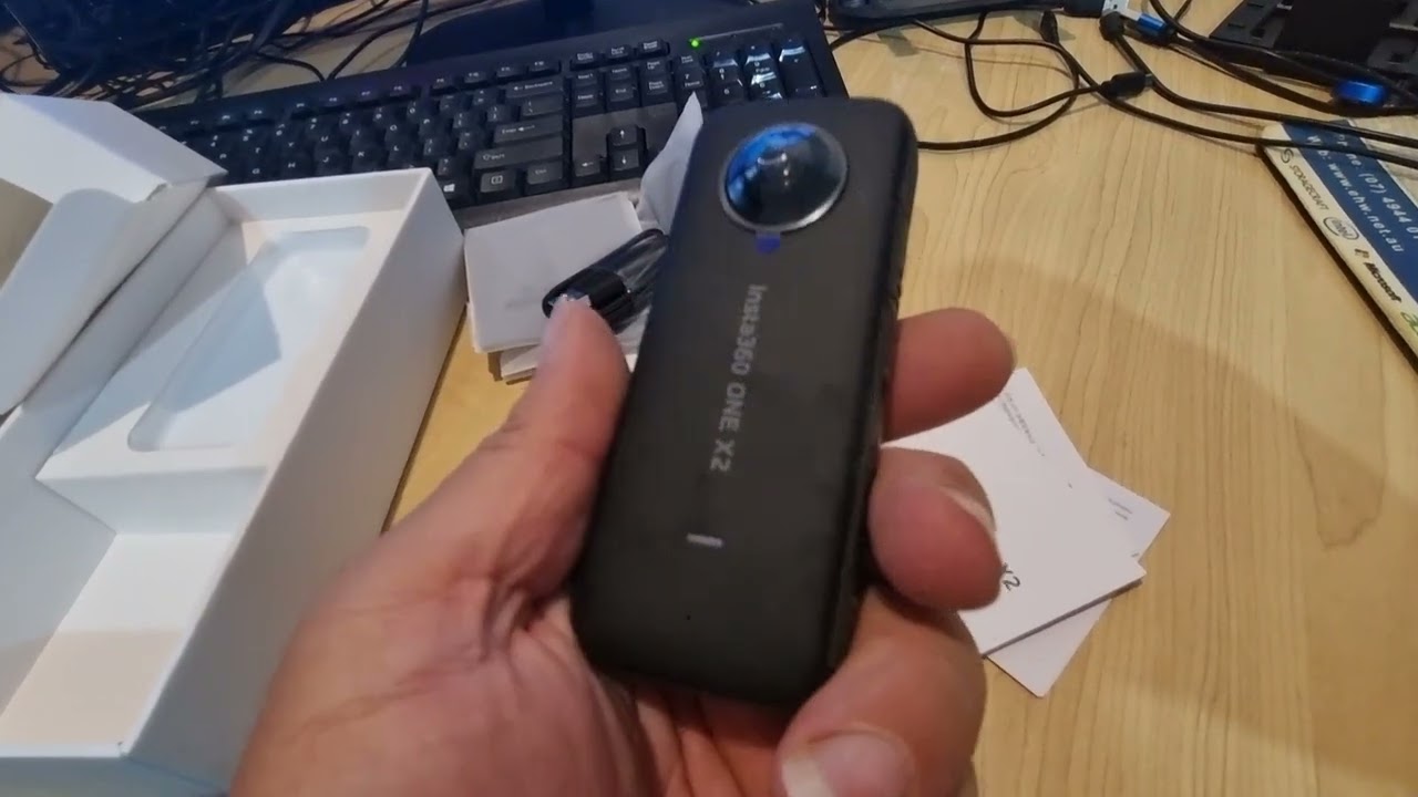 Insta 360 unboxing - YouTube