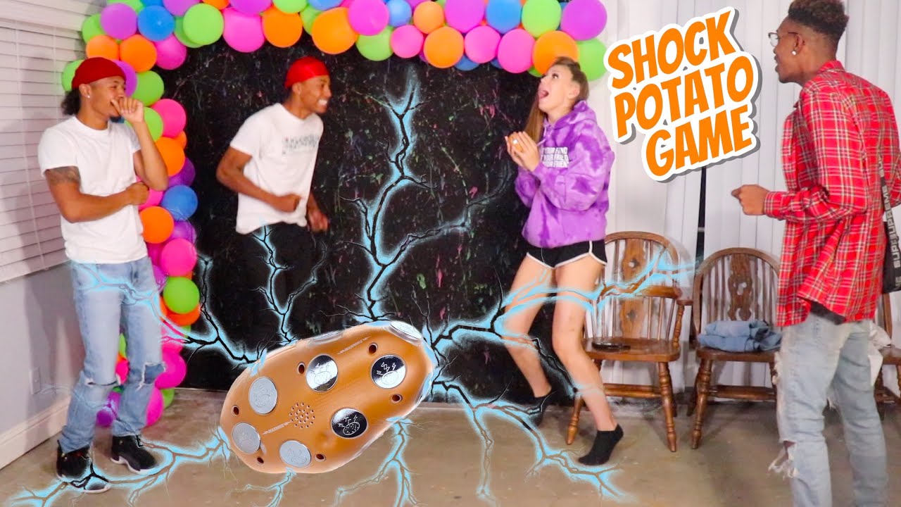 SHOCK POTATO GAME *OUCH* - YouTube