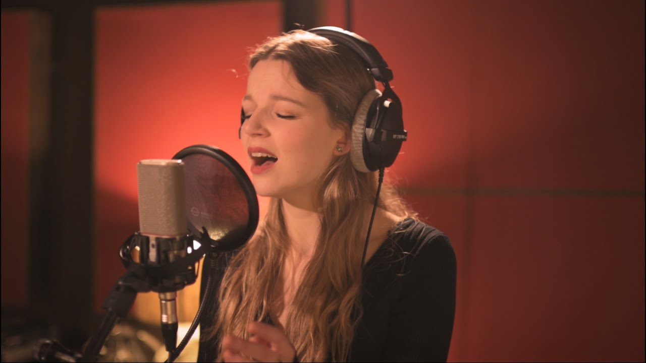 INA ROSE - Breathless (Official Music Video) - YouTube