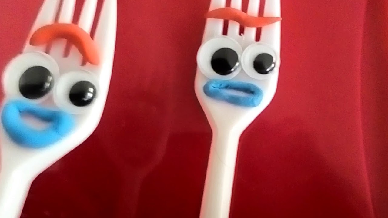 Making a FORKY - Creando a Forky - YouTube