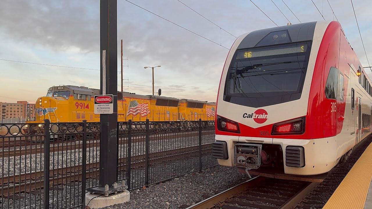 UP Mission Bay Local UP (9914, 9919) at Santa Clara - YouTube