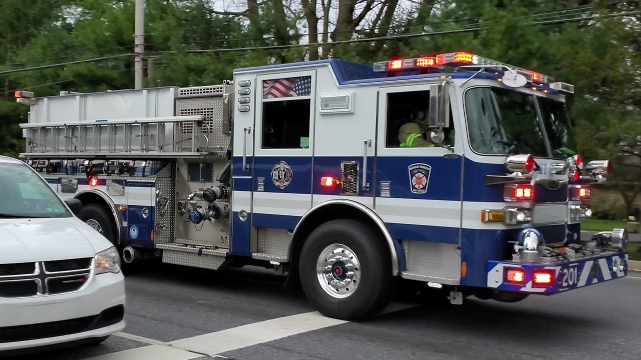 Manheim Township Fire Rescue Engine 201 Responding - YouTube
