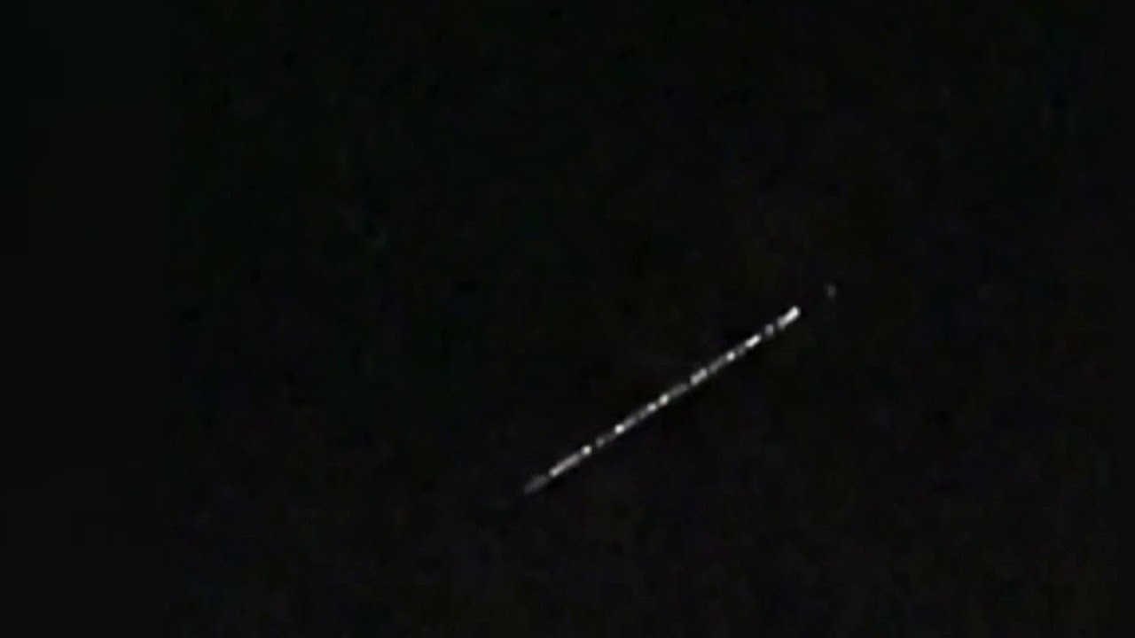 Flying object during night hours in Detroit - YouTube