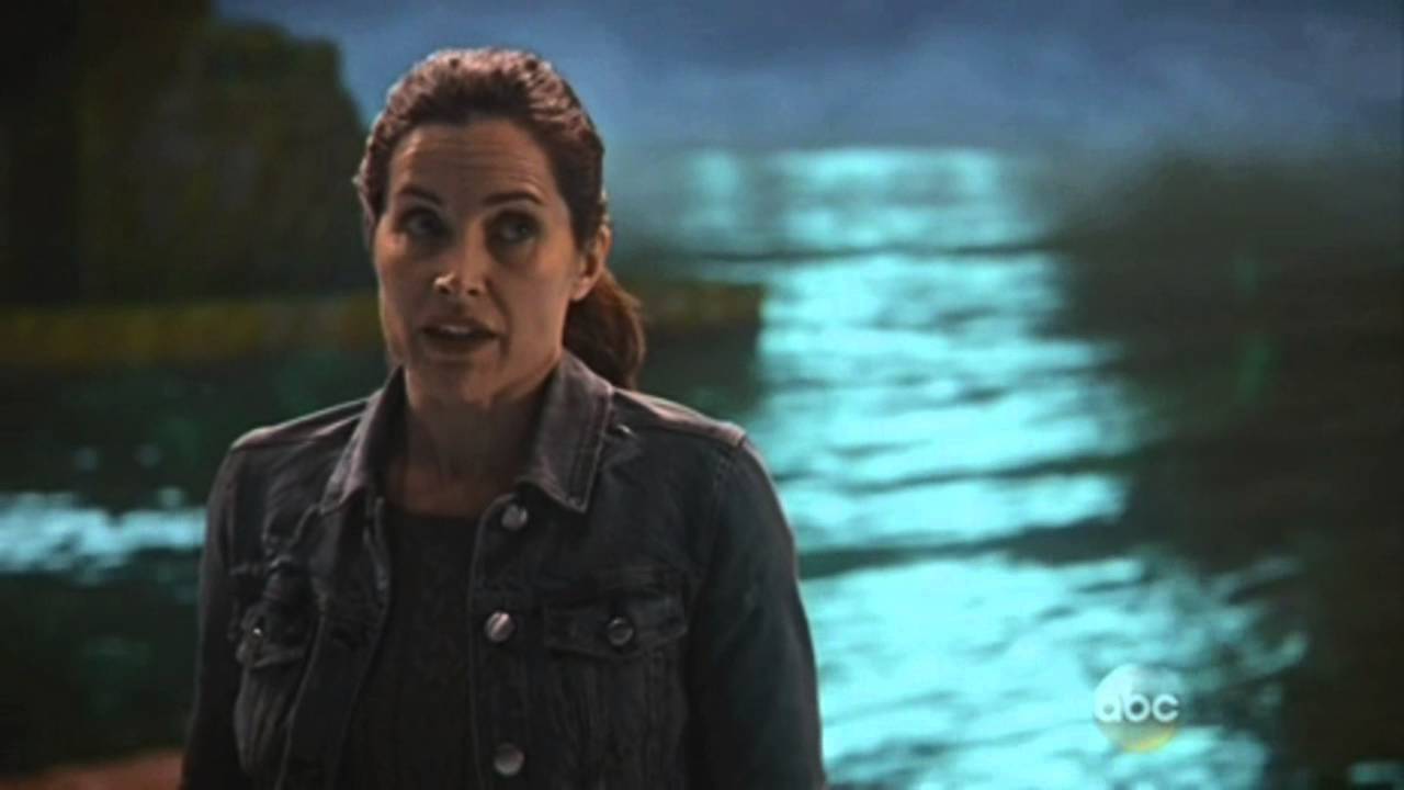 5x14 Emma & Hook #2 - YouTube