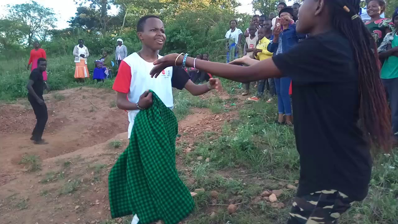 Royal Dancers - YouTube
