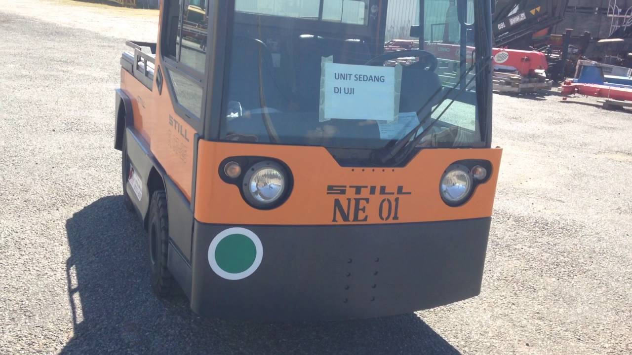STILL R07-25 Electric Tow Tug - YouTube