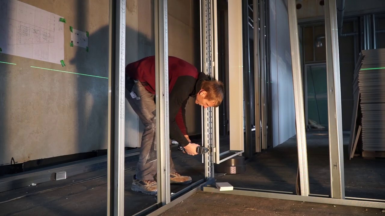 Montaj toc perete din rigips! Trockenbauzarge! - YouTube